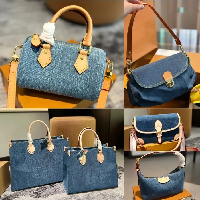 Mini Designer Handbags: 16cm Leather Crossbody Bag ... From Kunyang666 ...