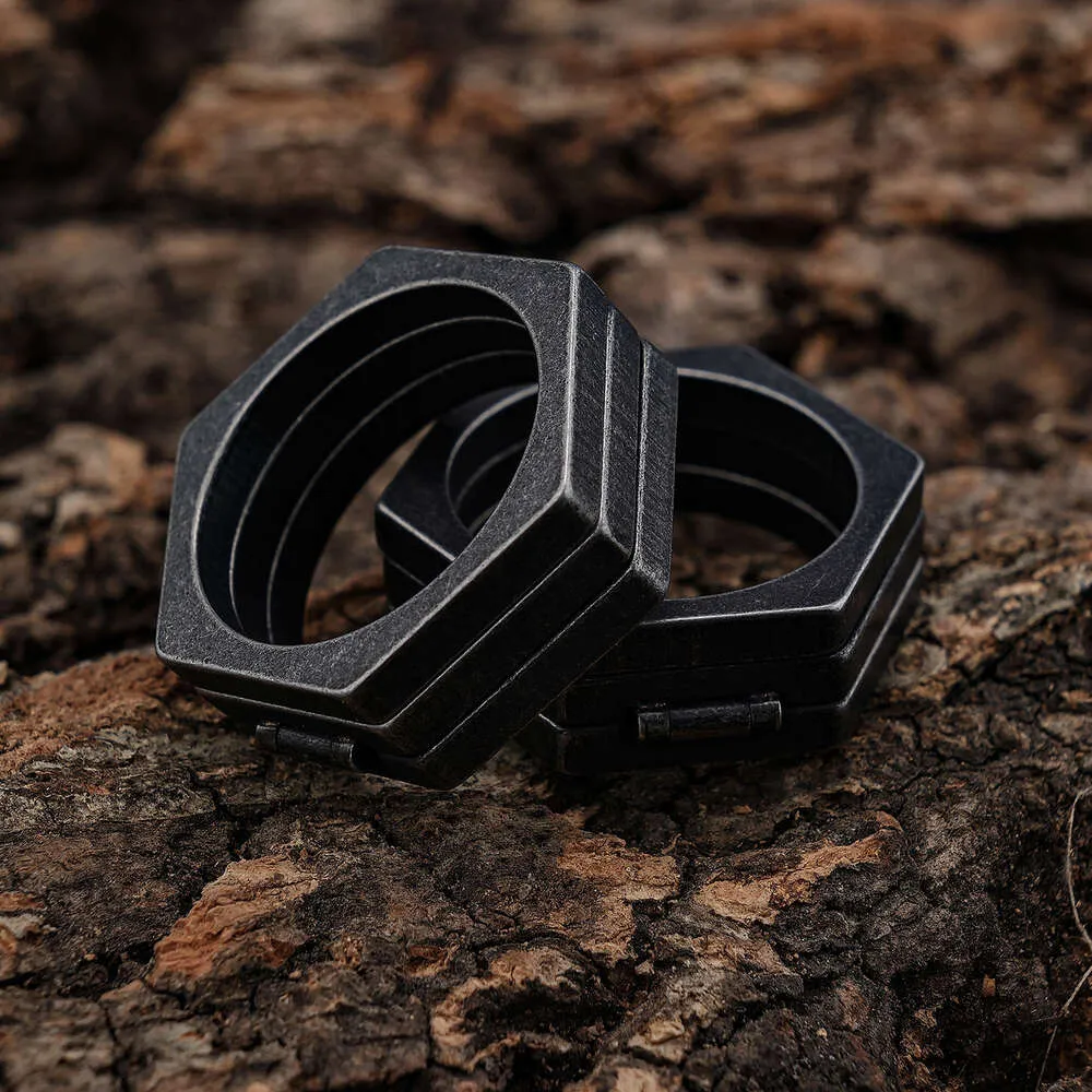 DHgate.com:Polygonal Minimalist Steel Ring for Men, Tiger Personalized ...