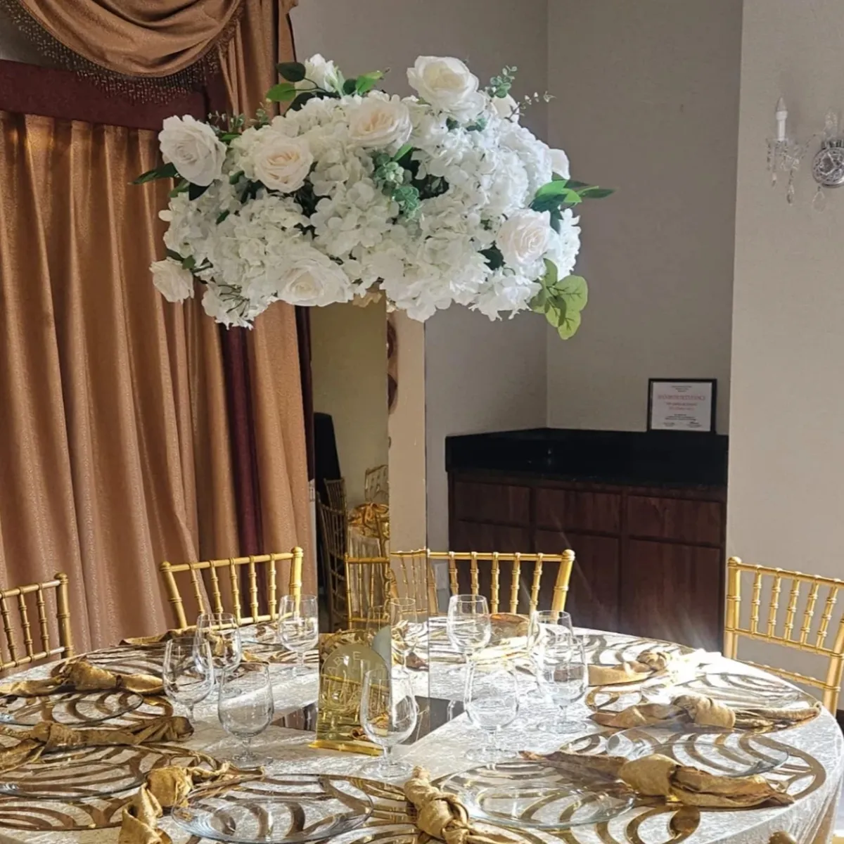 Manufacturer Clear Acrylic Wedding Centerpiece... From Courageevent ...