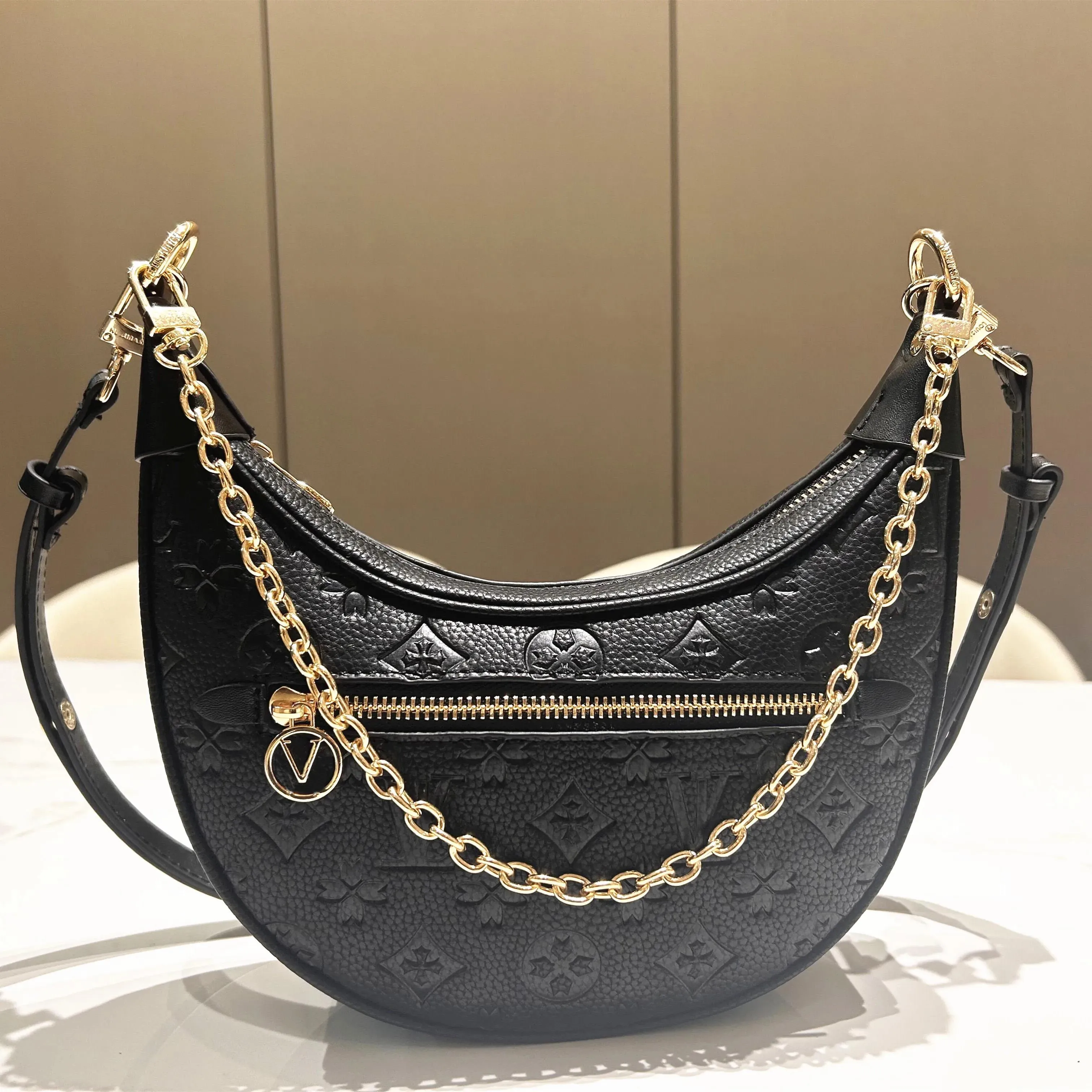 Luxury Half Moon Croissant Bag With Metal Chain Designer Shoulder Hobo ...