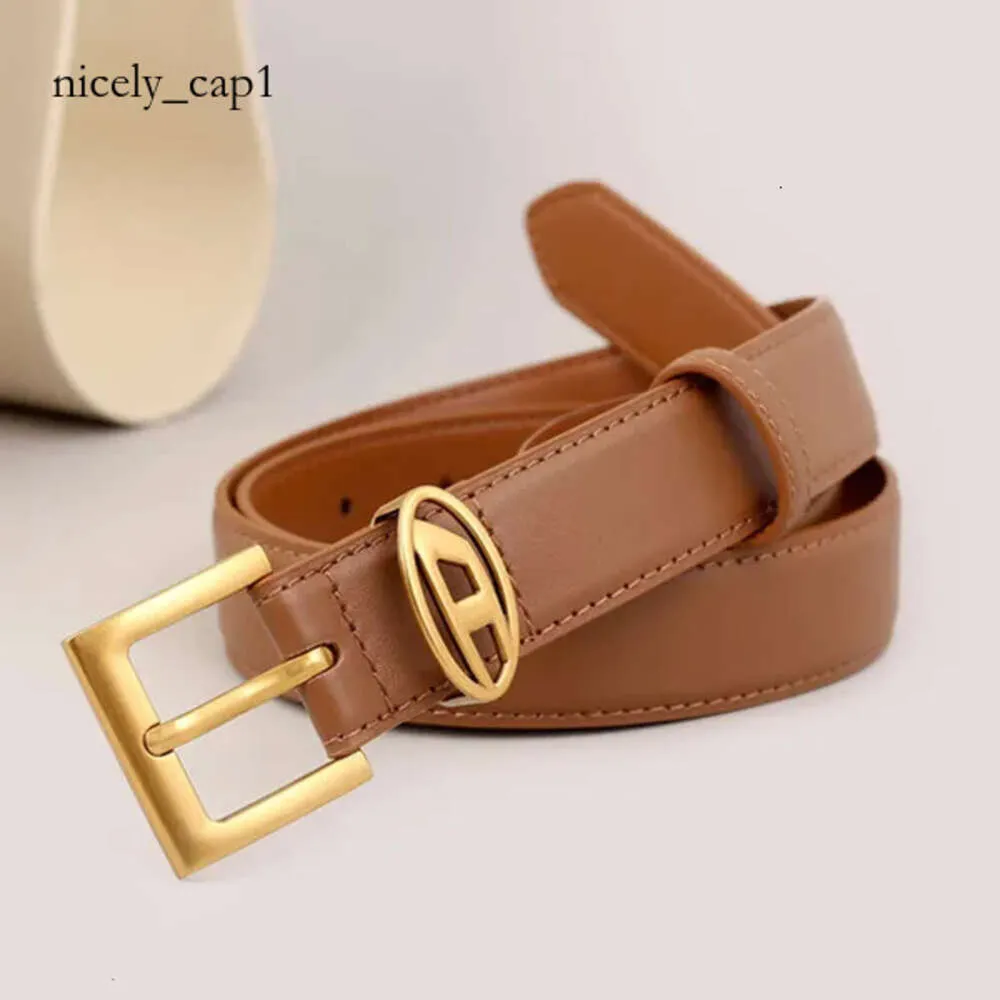 DHgate.com:2024 New D-letter Fashion Belt Womens Minimalist Needle ...