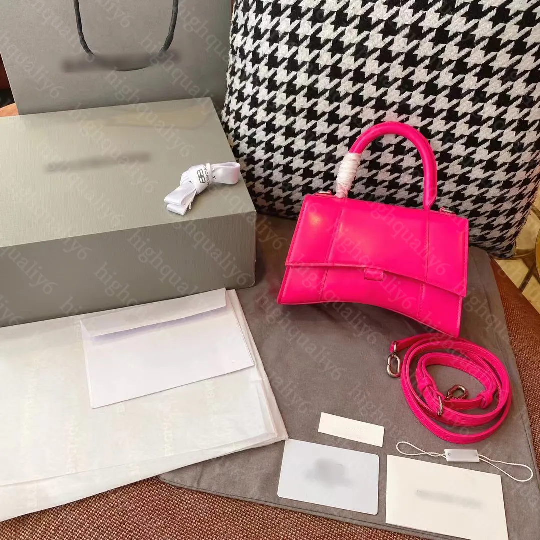 DHgate.com:Exquisite Red Leather Handbag with Crossbody Strap:Bags ...
