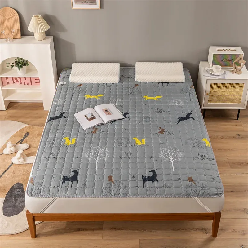 Dormitory bed mat dual-purpose winter and summer mattress soft cushion ...