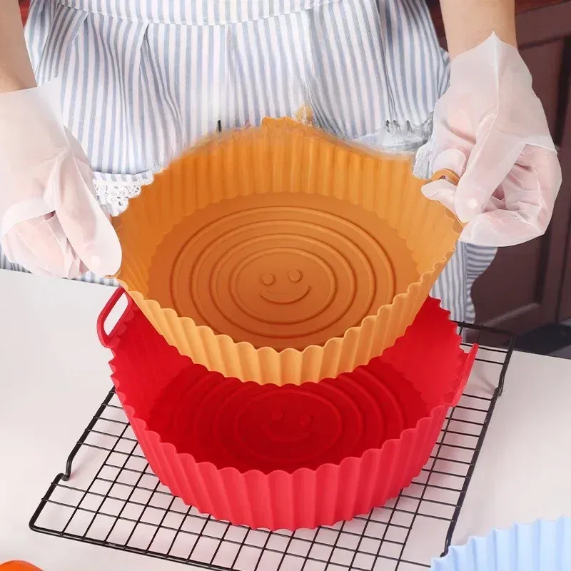 Pyrex Baking Dish with Lid & Carrier: Silicone Air Fryer Tray for Pizza ...
