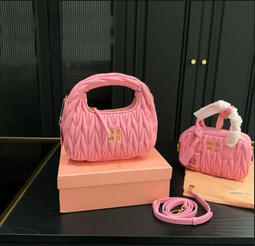 Fashion Wander Matelasse Underarm Man Designer Bag For Woman Leather ...