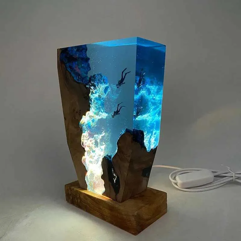 Seabed Resin Art Table Lamp with USB Charging - Creative Underwater ...