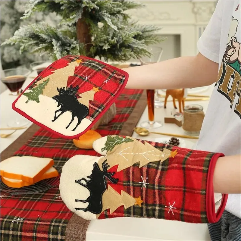 DHgate.com:Heat-Resistant Christmas Oven Mitts with Non-Slip Grip for ...