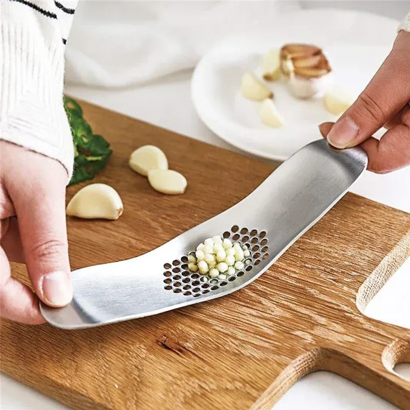 Stainless Steel Garlic Press: Multi-function, Curved Design, Easy to ...