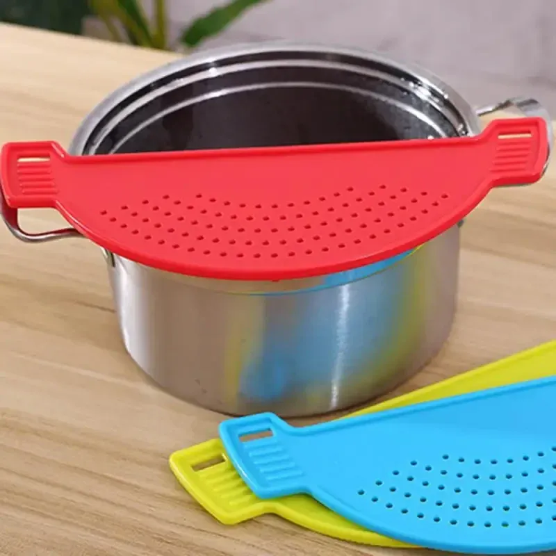 DHgate.com:Plastic Kitchen Colander Strainer with Handle for Washing ...