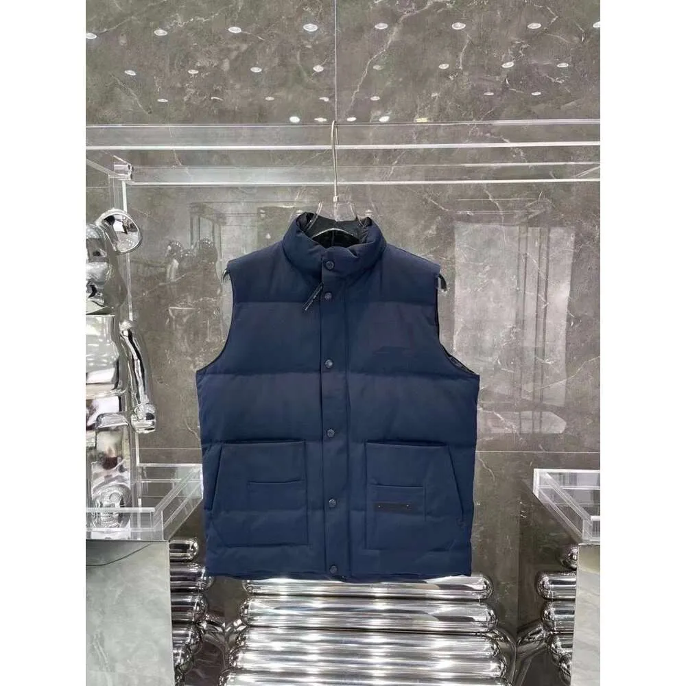 Luxury Designer Winter Gilets For Men And Women Canadian Duck Goose ...