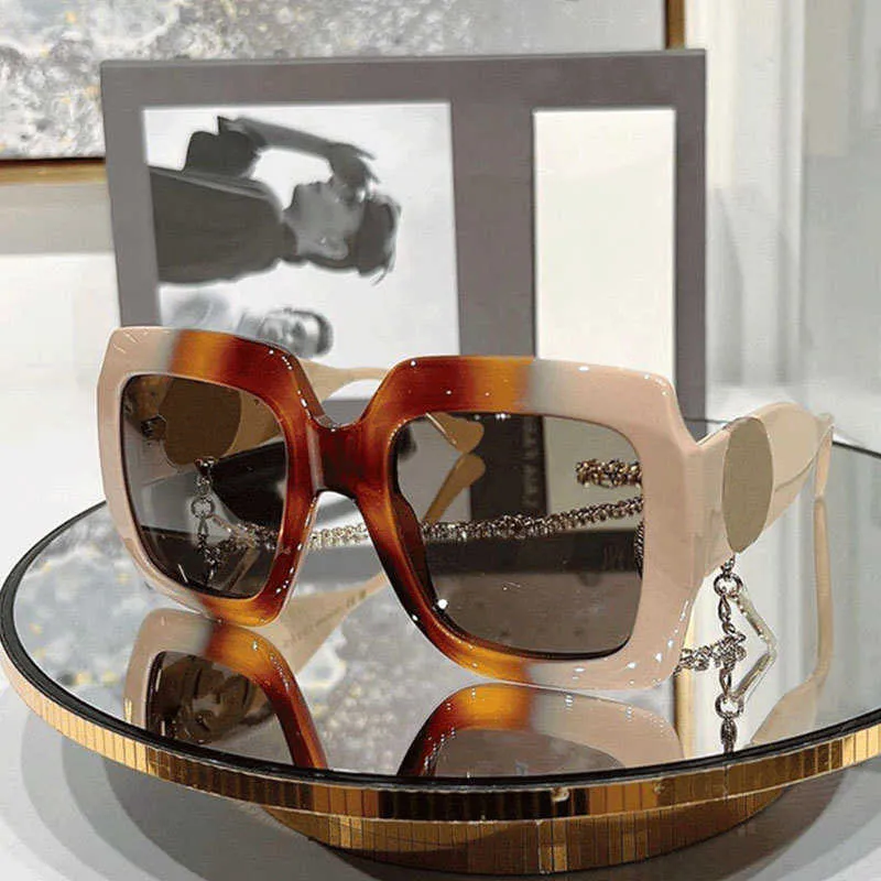 Square sunglasses geometric frame Havana tortoiseshell acetate with ...