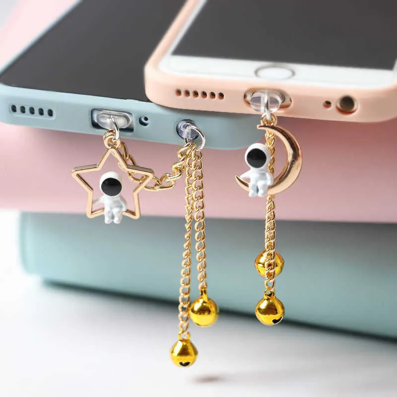 6 in 1Dust Plug Set, Cute Cartoon Astronaut Anti-Dust Plugs for iPhone ...