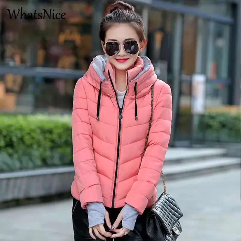 Cozy Cotton Blend Short Winter Jacket for Women Stylish Warmth for Daily Wear