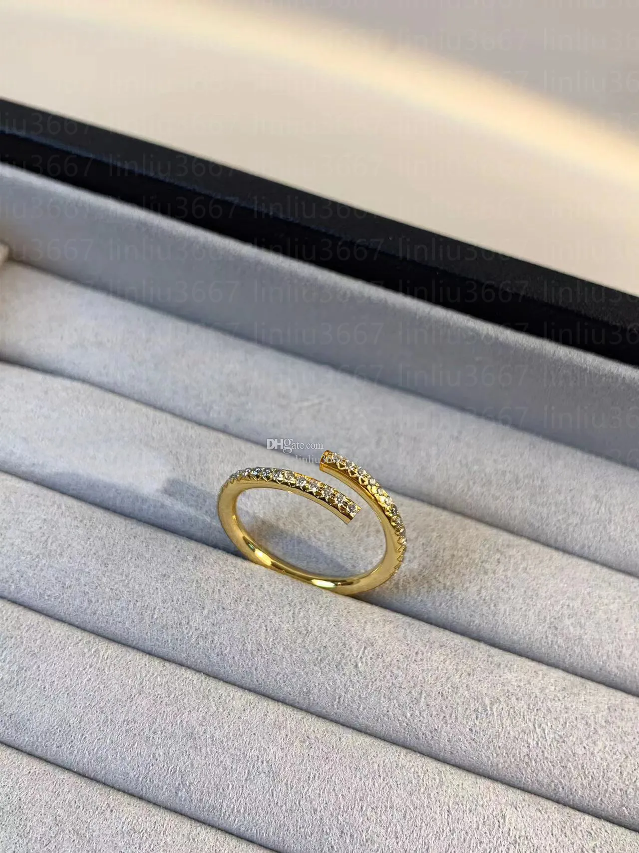 Gold Designer Thin Ring Plain Ring With Diamond Top V Gold Ring For ...