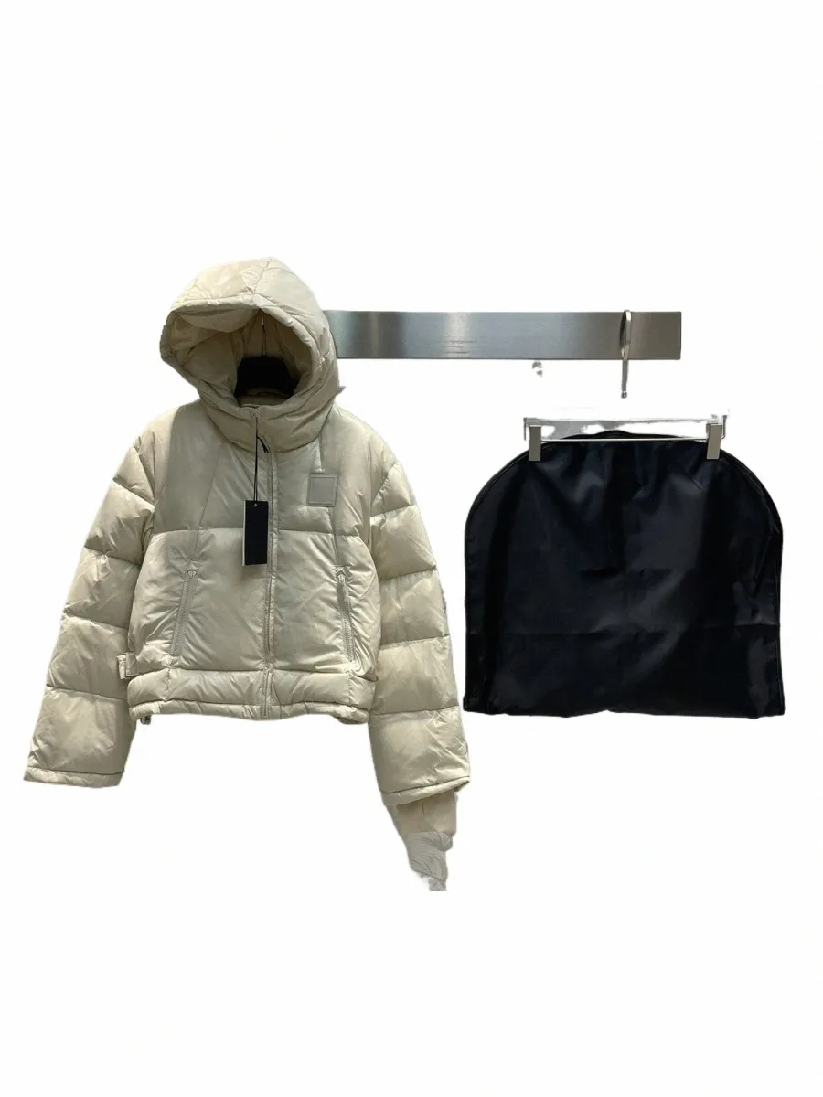 DHgate.com:Womens Short Down Jacket: Ultra-Warm, Water-Resistant Winter ...