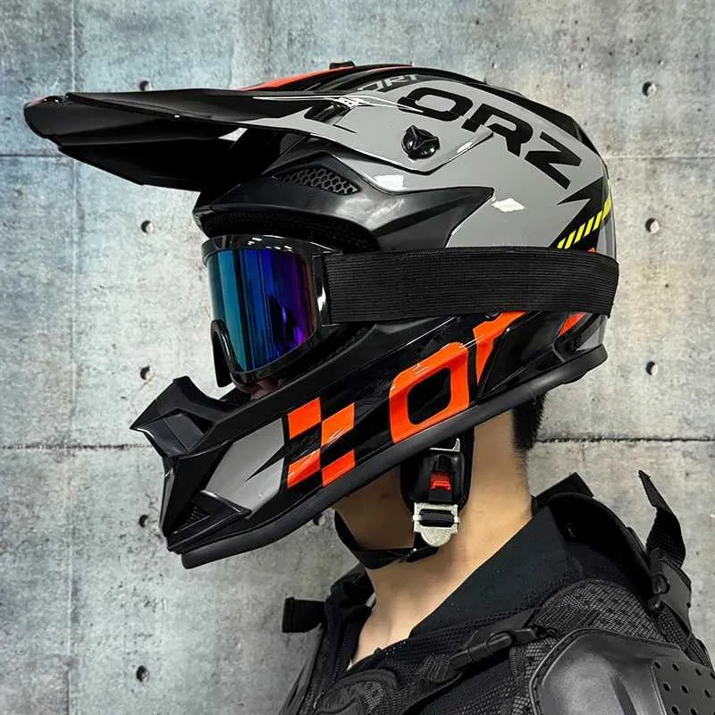 DHgate.com:Pro Light Off-Road Cycling Helmet | Motocross Downhill DH ...
