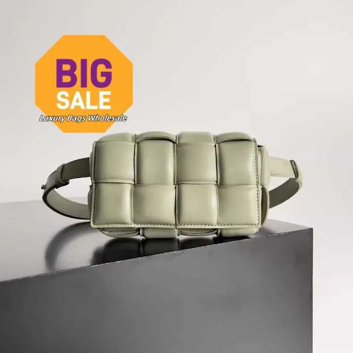 Luxury Small Padded Bags Womens Cassette BotegaVeneta Cross Body Bag ...