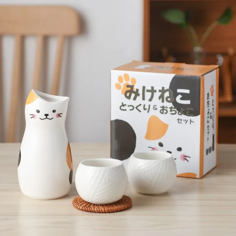 DHgate.com:Japanese Maneki Neko Sake Set: 1 Ceramic Tokkuri Bottle, 3 ...