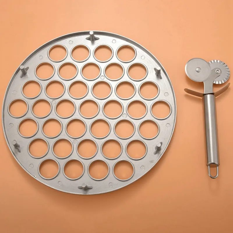 DHgate.com:Russian Pelmeni Mold Set: Metal Dumpling Maker with Ravioli ...