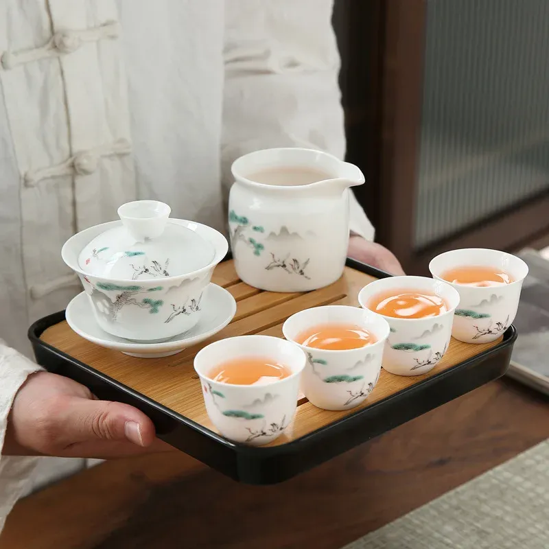 DHgate.com:2024 NewKung Fu Tea Set: Portable Chinese Ceramic Gaiwan ...