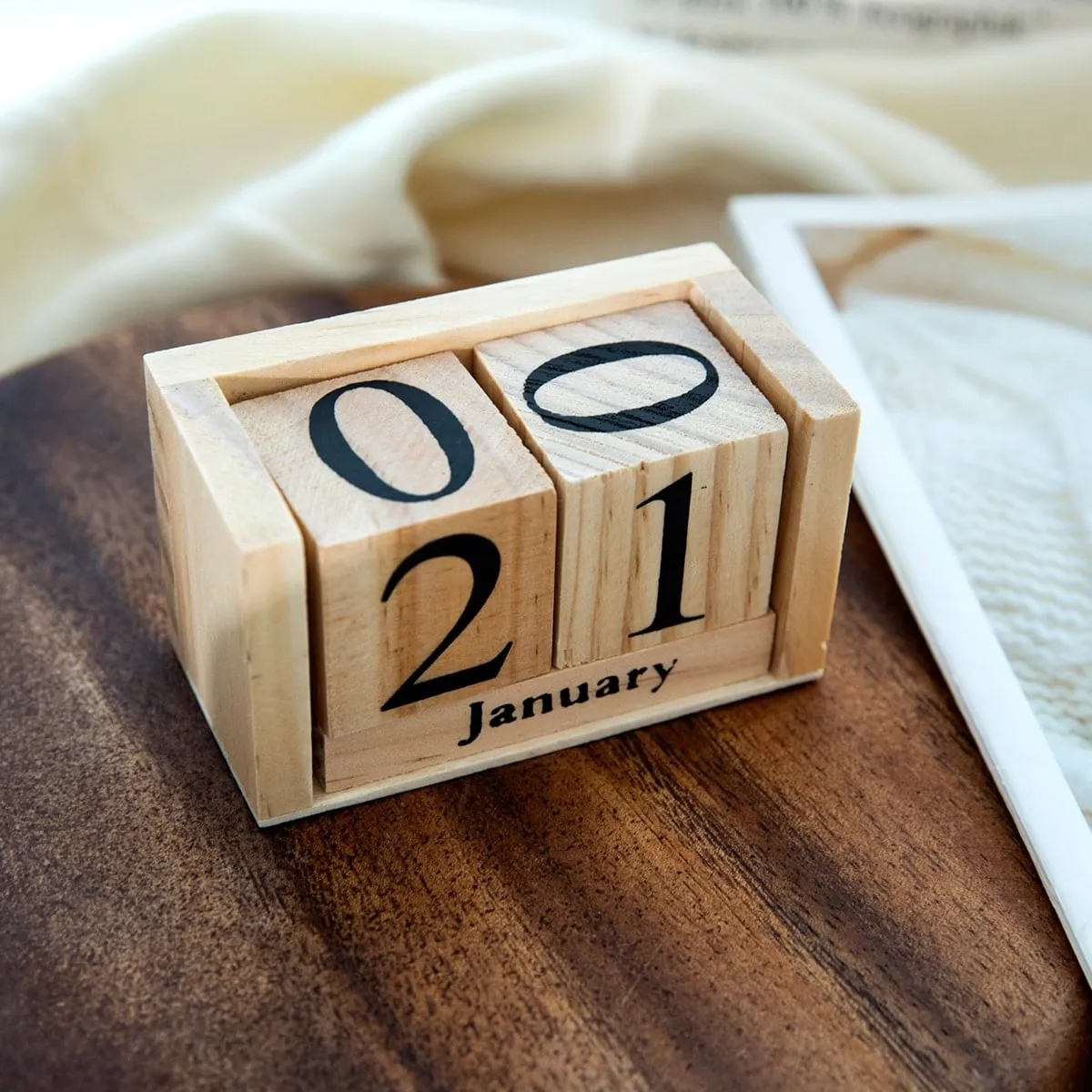 Perpetual Wooden Calendar Blocks - Home Decor Desk Ornaments, Month ...