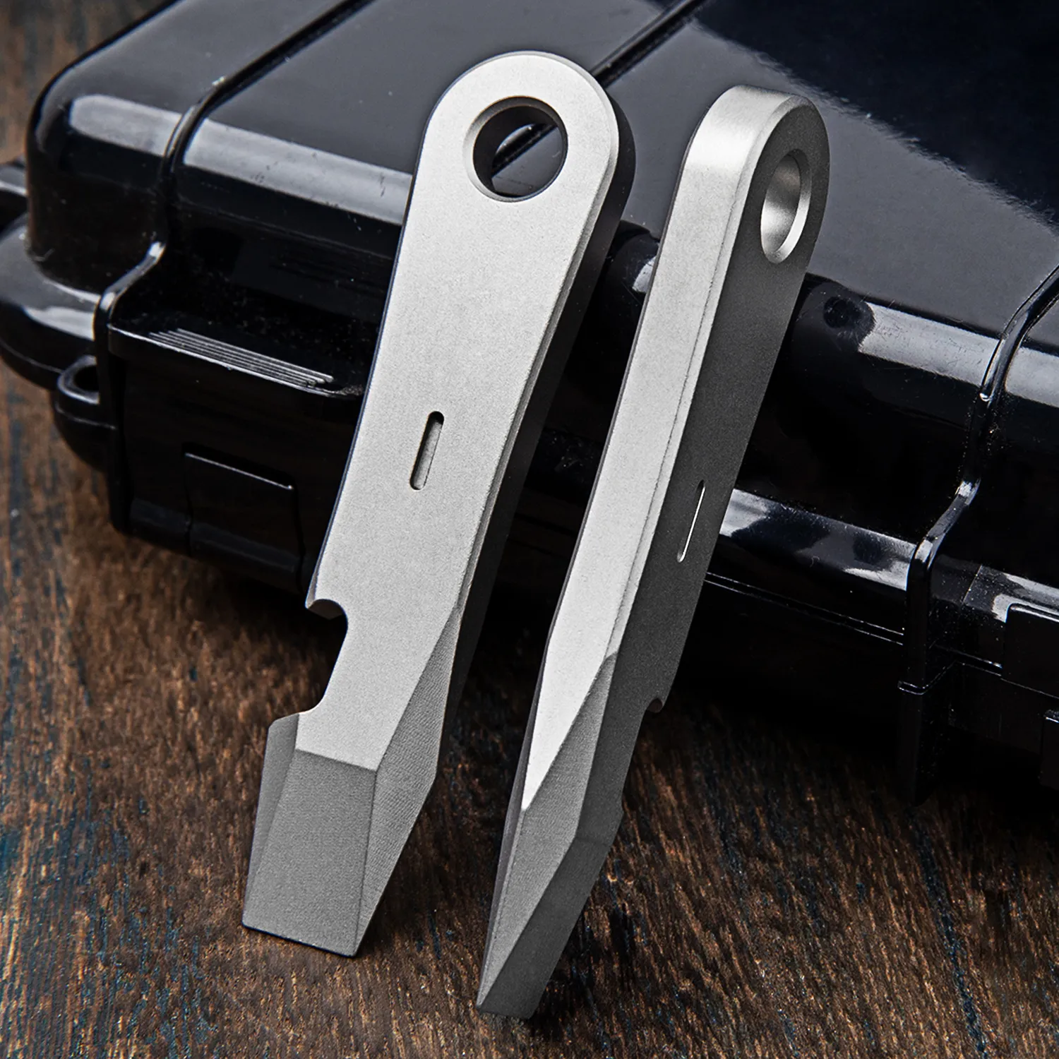 Titanium Alloy EDC Pry Bar: Portable, Multifunctional Small Crowbar ...