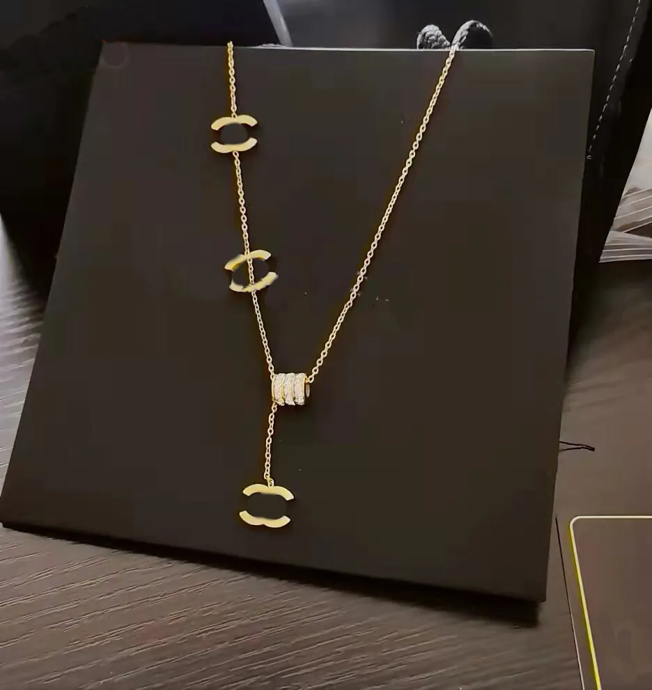Necklace Pendant Designer Designers Plated Gold Sier Letter Necklaces ...