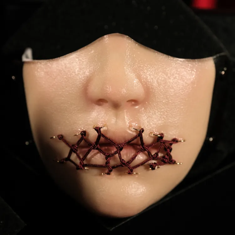 DHgate.com:"Captivating Half-Face Mask: Unique Rope Binding Design for ...