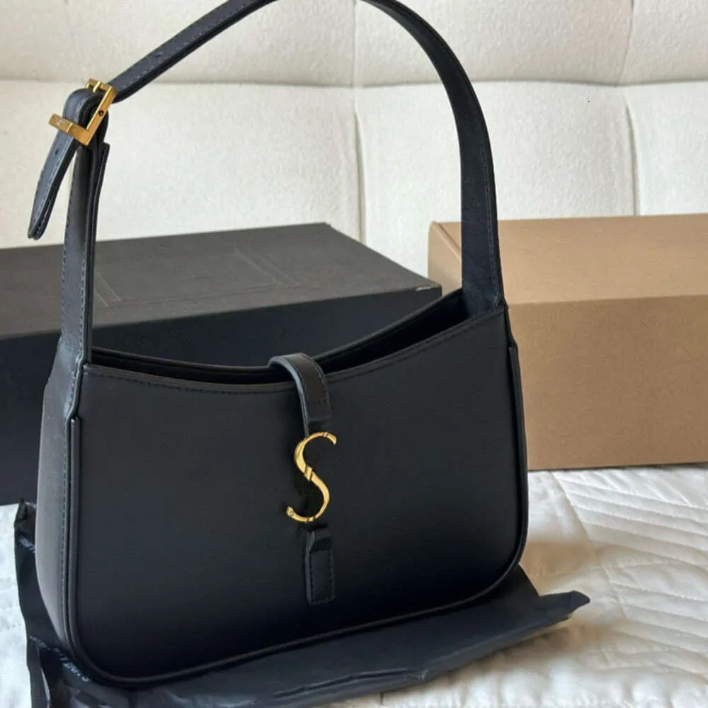 Luxury Designer Underarm Sandro Tote For Women And Men High Quality ...