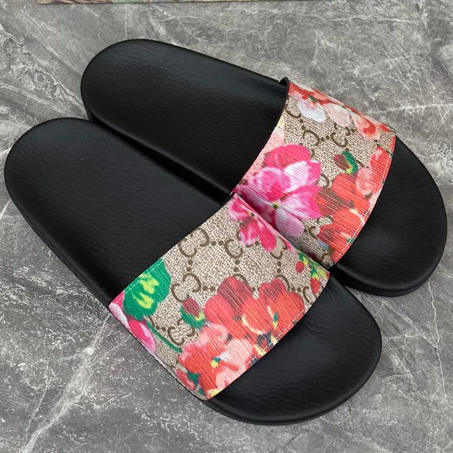 Fashionable Floral Canvas Slippers: Women's Red Flower Sandals, Snake ...