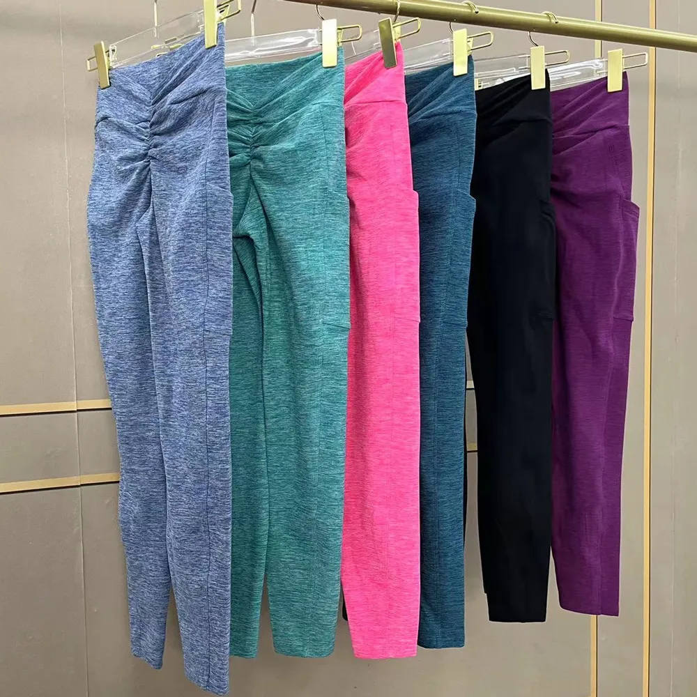 Women's V-Back High-Waisted Scrunch Butt Yoga Leggings with Side ...