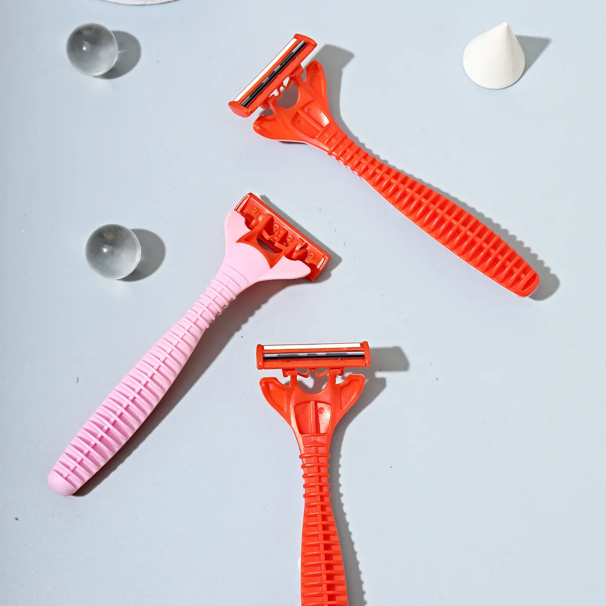 Manual Women's Razor Set for Smooth Shaving, Plastic Handle, Leg, Arm ...