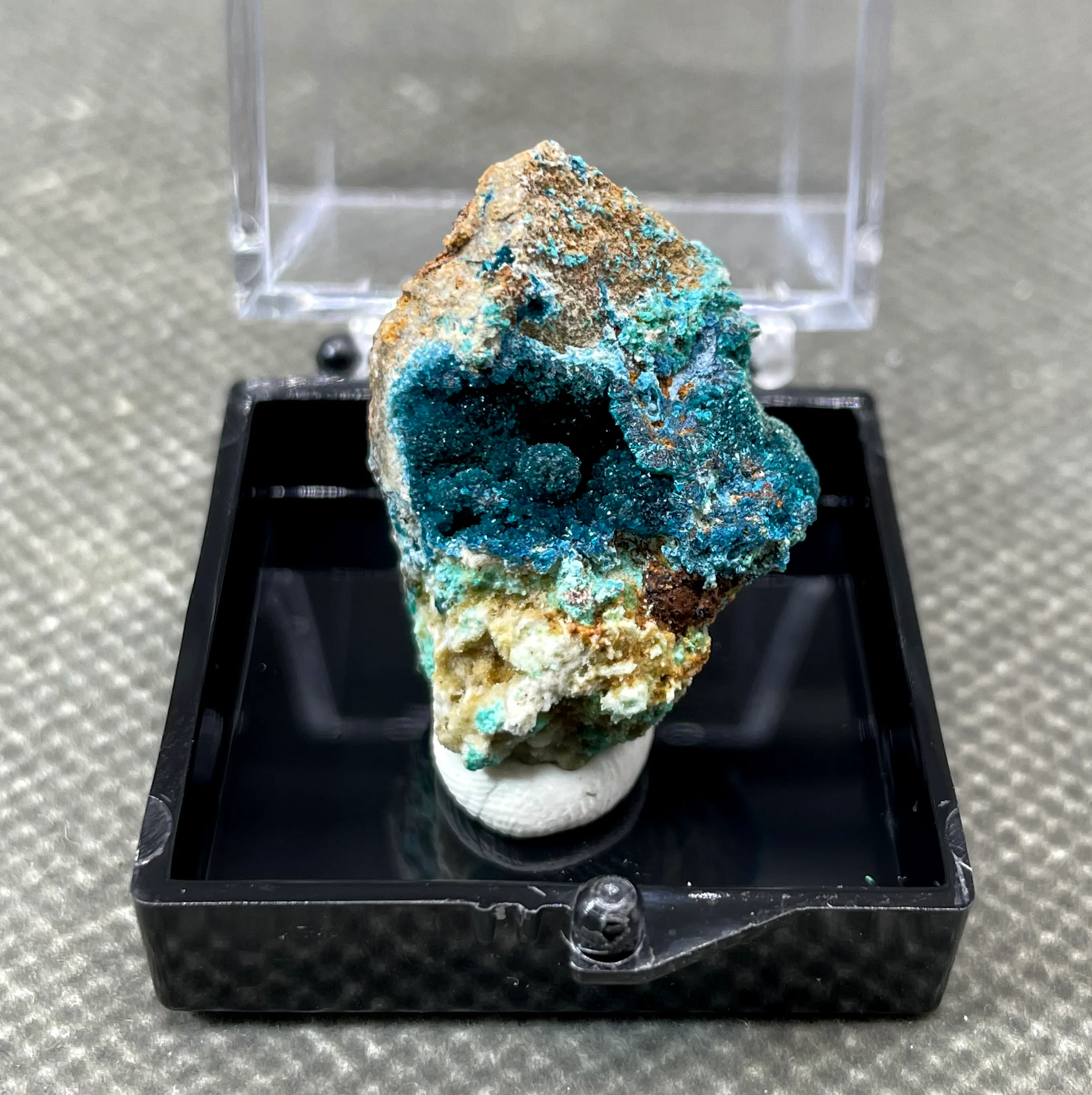 DHgate.com:Veszelyite Crystal Mineral Rock Stone, 3.4cm Specimen with ...