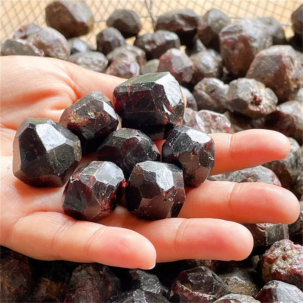 Natural Red Garnet Ore Rough Quartz Crystal Mineral Specimen for ...