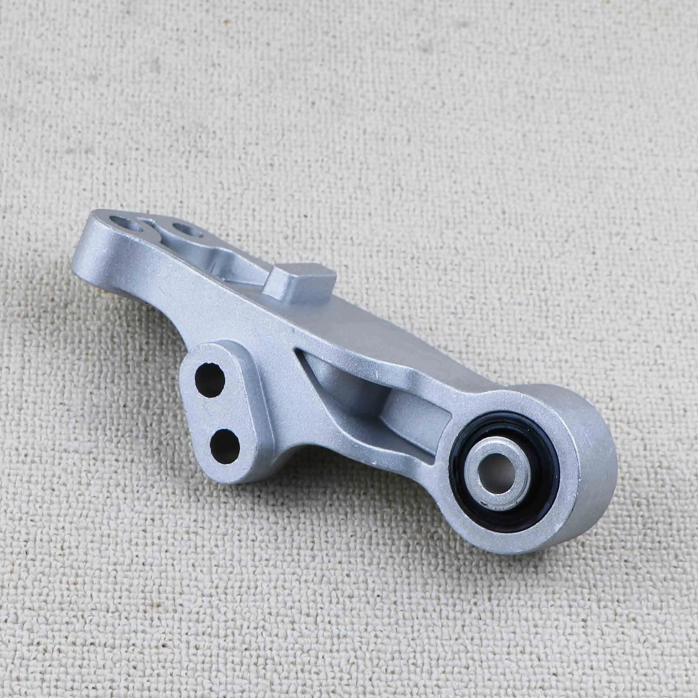 Engine Torque Arm Mount Bracket for Volvo V40 2015-2019 Model 31430427 ...
