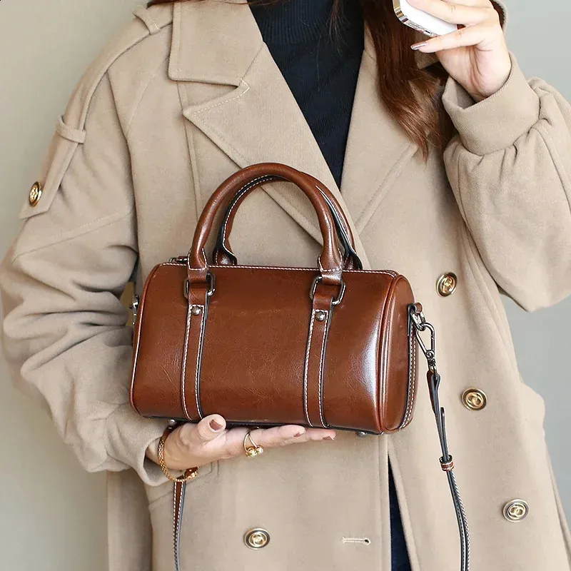 DHgate.com:Womens Classic Cowhide Leather Boston Bag - Large DHgate.com:Womens Classic Cowhide Leather Boston Bag - Large