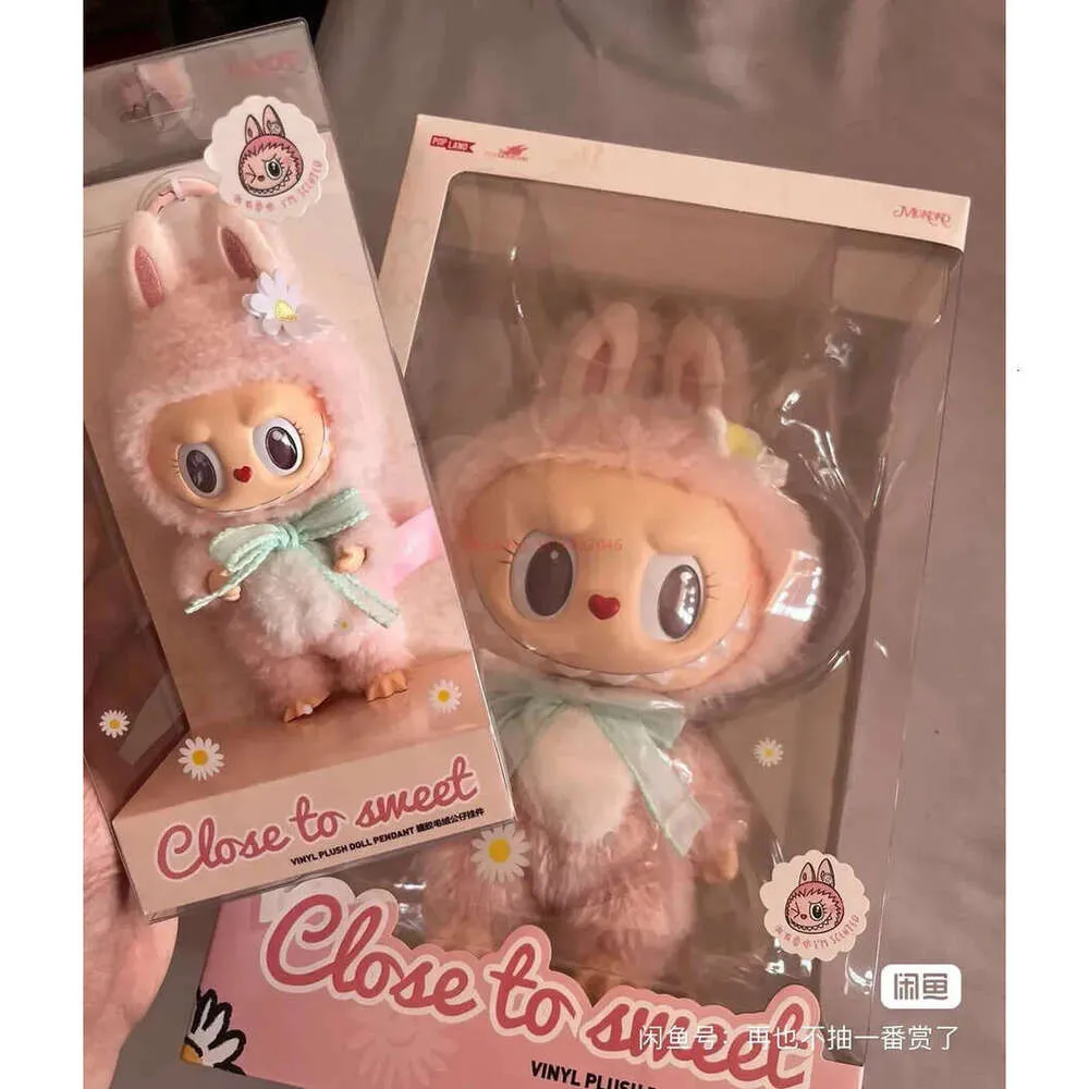 Labubu Mokoko Sweetheart Series Doll Keychain Genuine, Cute, And Park ...
