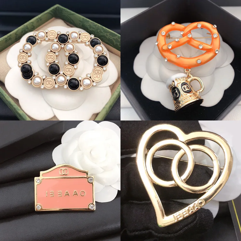 2024's Designer Brooch | 18K Gold Plated Letters Brooches Pin | Luxury ...
