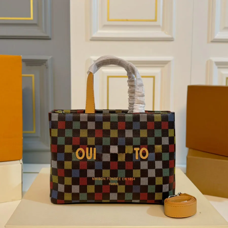 Checkerboard Tote Bag: Stylish & Spacious - Premium Quality, Shop Now ...