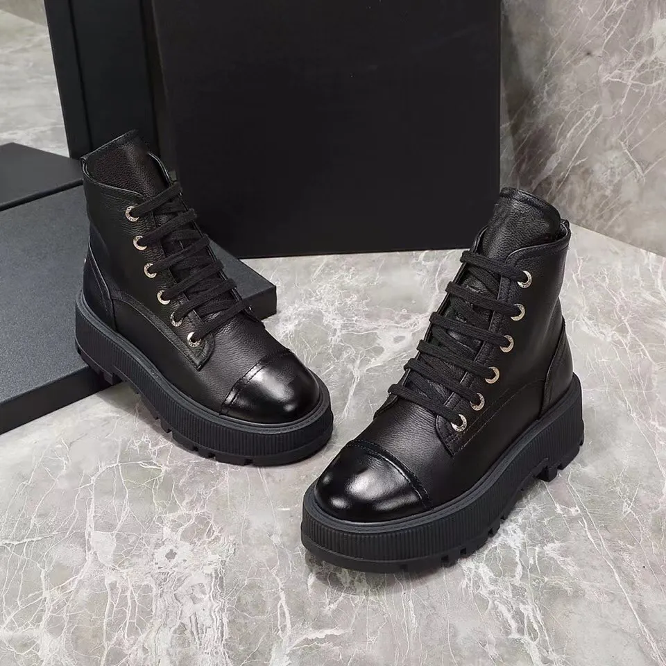 10A Leather Ankle Combat Boots For Women Chunky Heel, Round Toe, Lace ...
