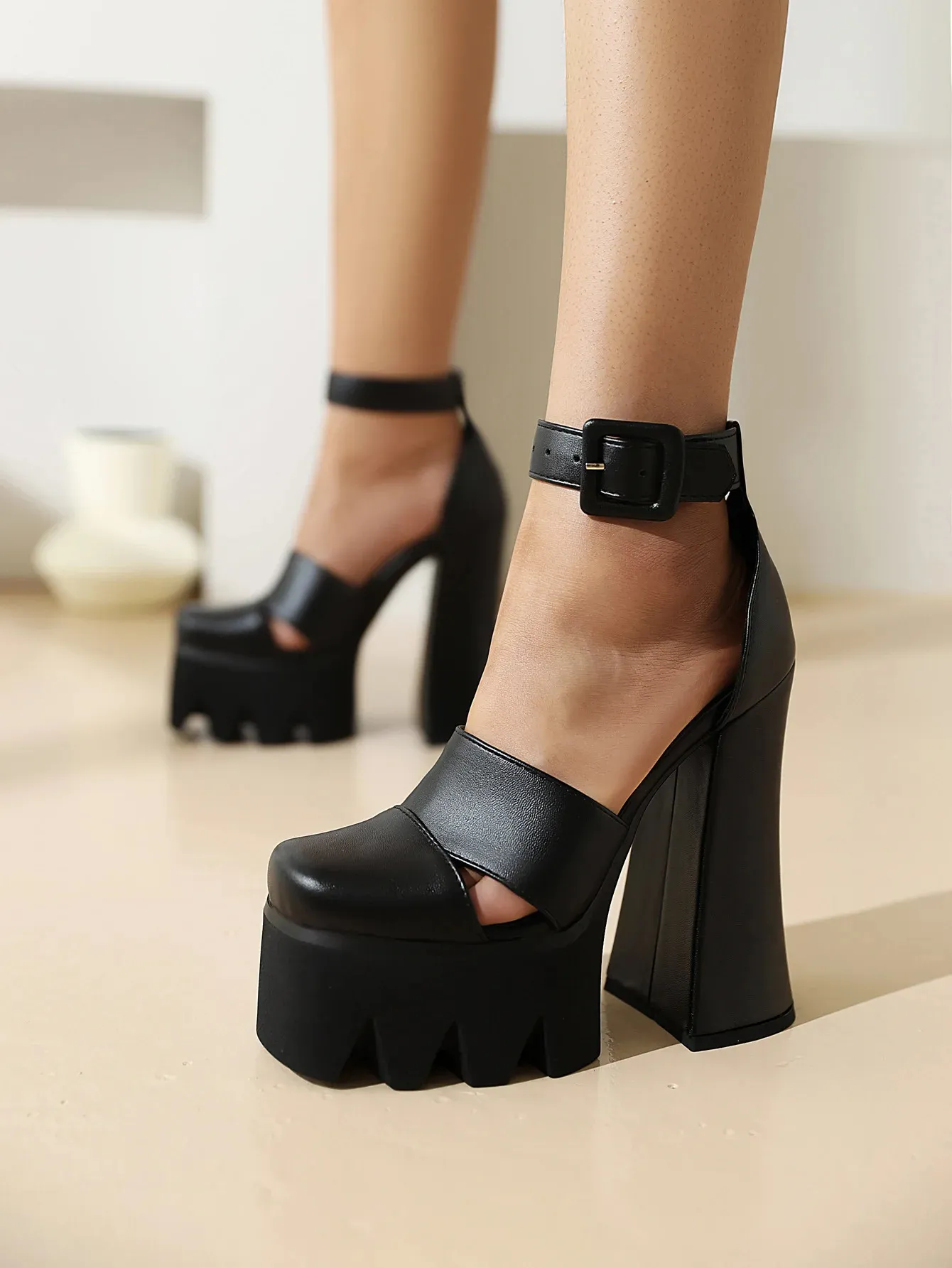 Bulk Stylish Punk Inspired Chunky Heeled Platform Mia Platform Sandals ...