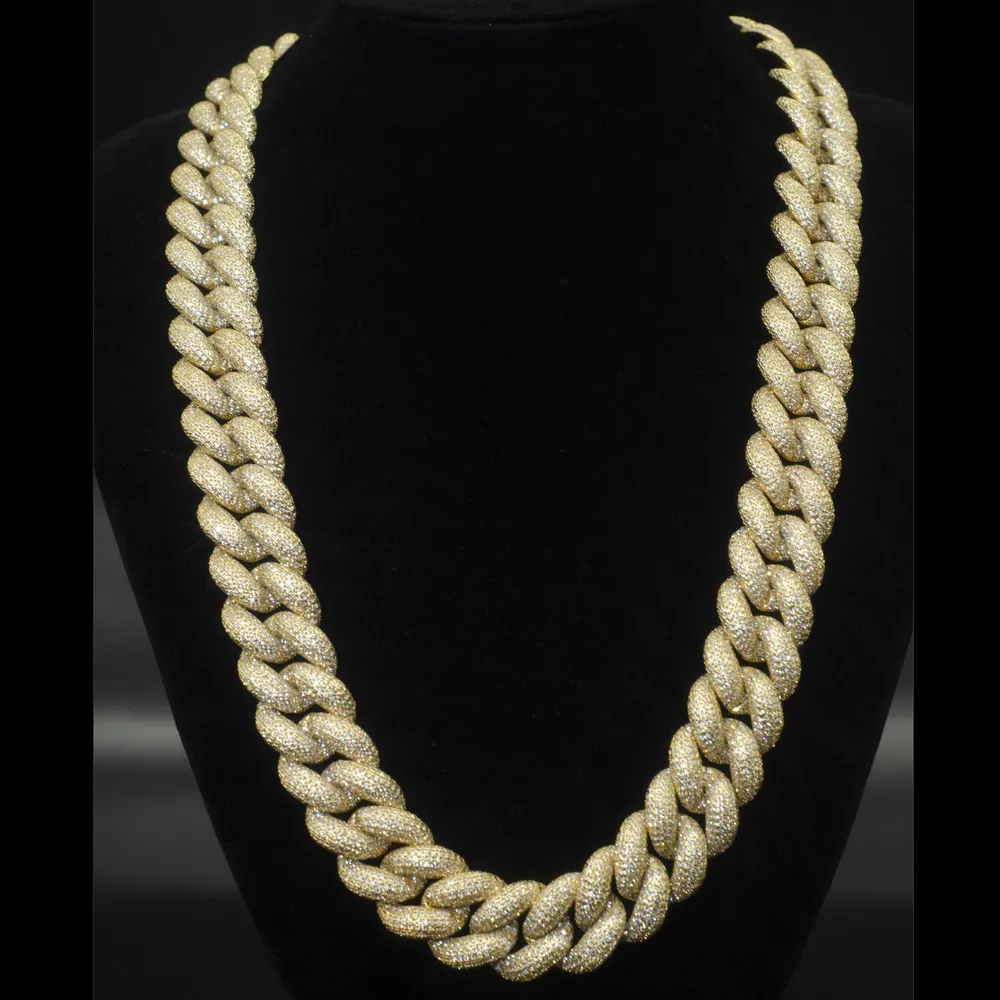 Hot Selling 20mm Moissanite Cuban Iced Out Cuban Chain In Brilliant Cut ...