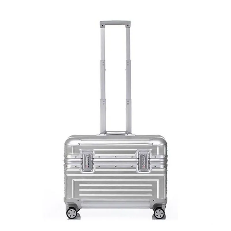 Carrylove 18 Aluminum Spinner Camera Trolley Silver Suitcase Pilot ...