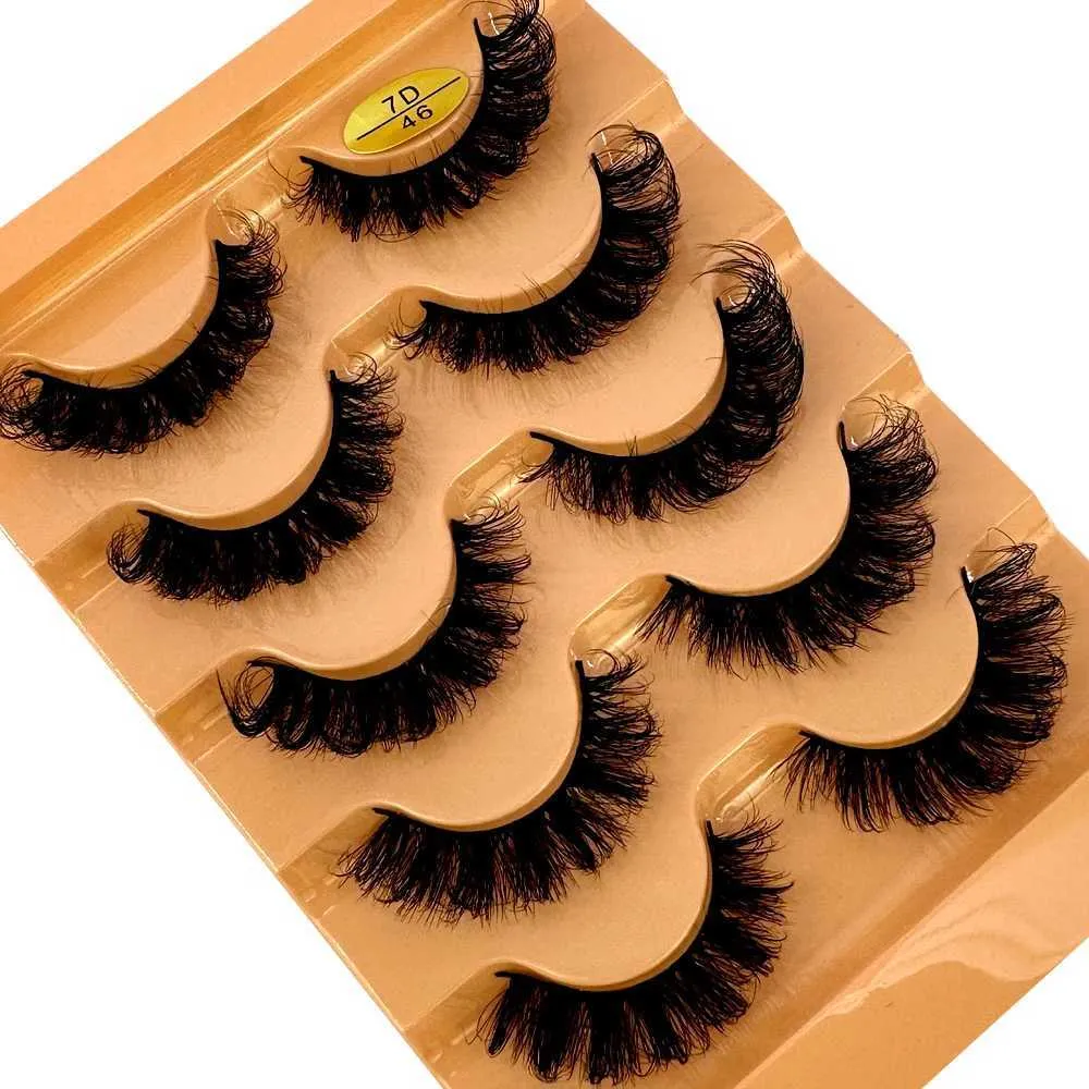 Wispy D Curled Short Russian Volume Lashes - Mixed Styles for Natural ...