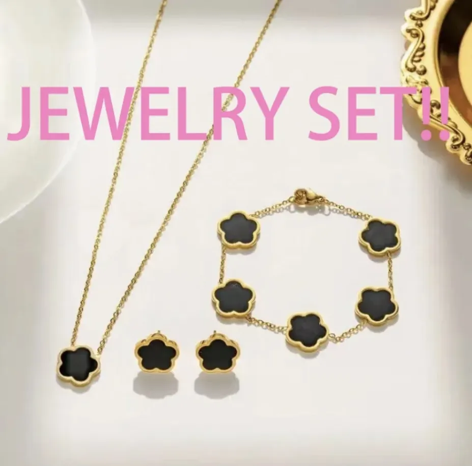 Leaf Clover Jewelry Sets Diamond Shell Bracelet, Earrings & Necklace ...