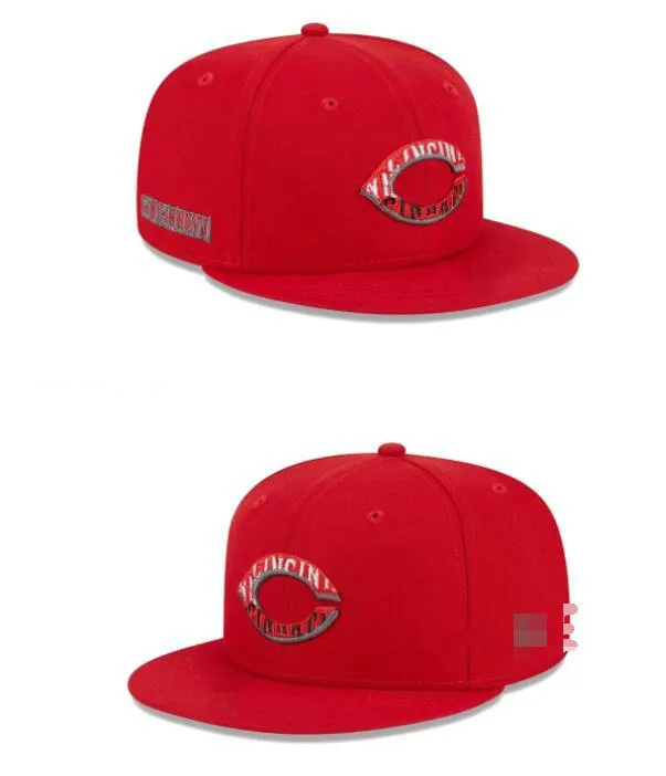2024 Men's Classic Reds Flat Peak Snapack Cap With Heart Strapback Full ...