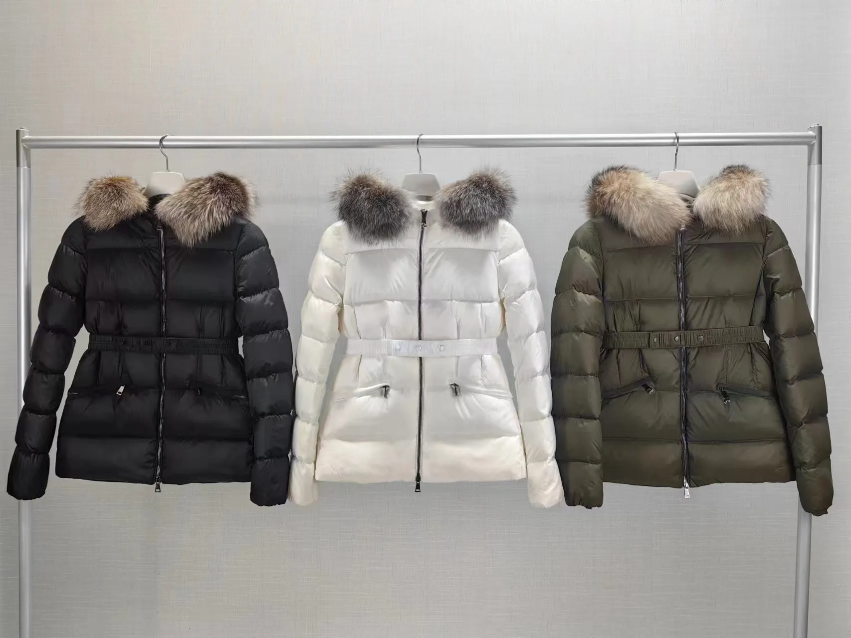 Top Quality Girly Pink Women's Woolrich Down Jacket With Fur Collar And ...