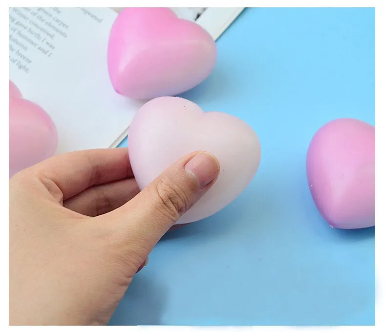 Encountering Light Discoloration Toy Love Pinch Lovely Girls Heart ...