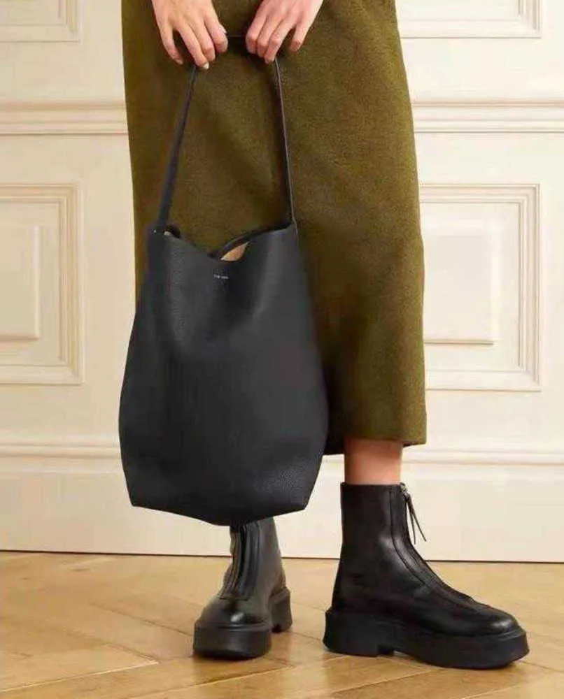 DHgate.com:The Row Bag and Small Best-quality Big Designer Bag Bucket ...