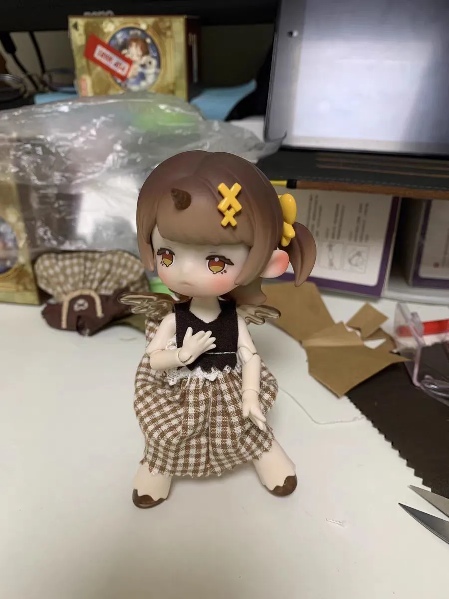 DHgate.com:Anime Action Figure Centaur Obitsu11 Doll: Blind Box ...